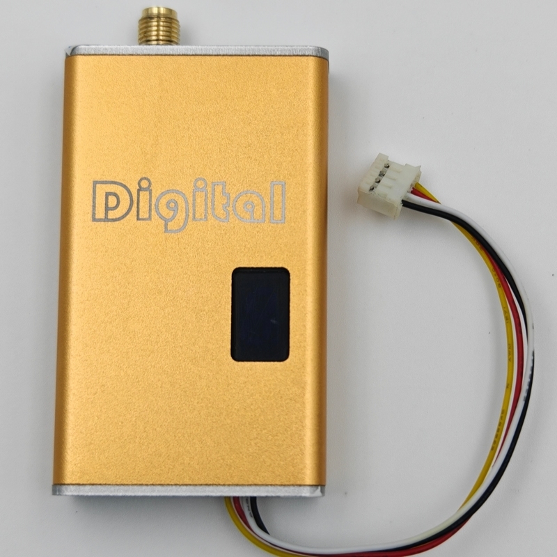 Low Latency 1.2 Ghz Fpv Transmitter 8 Channels 5W Power For Tranmission